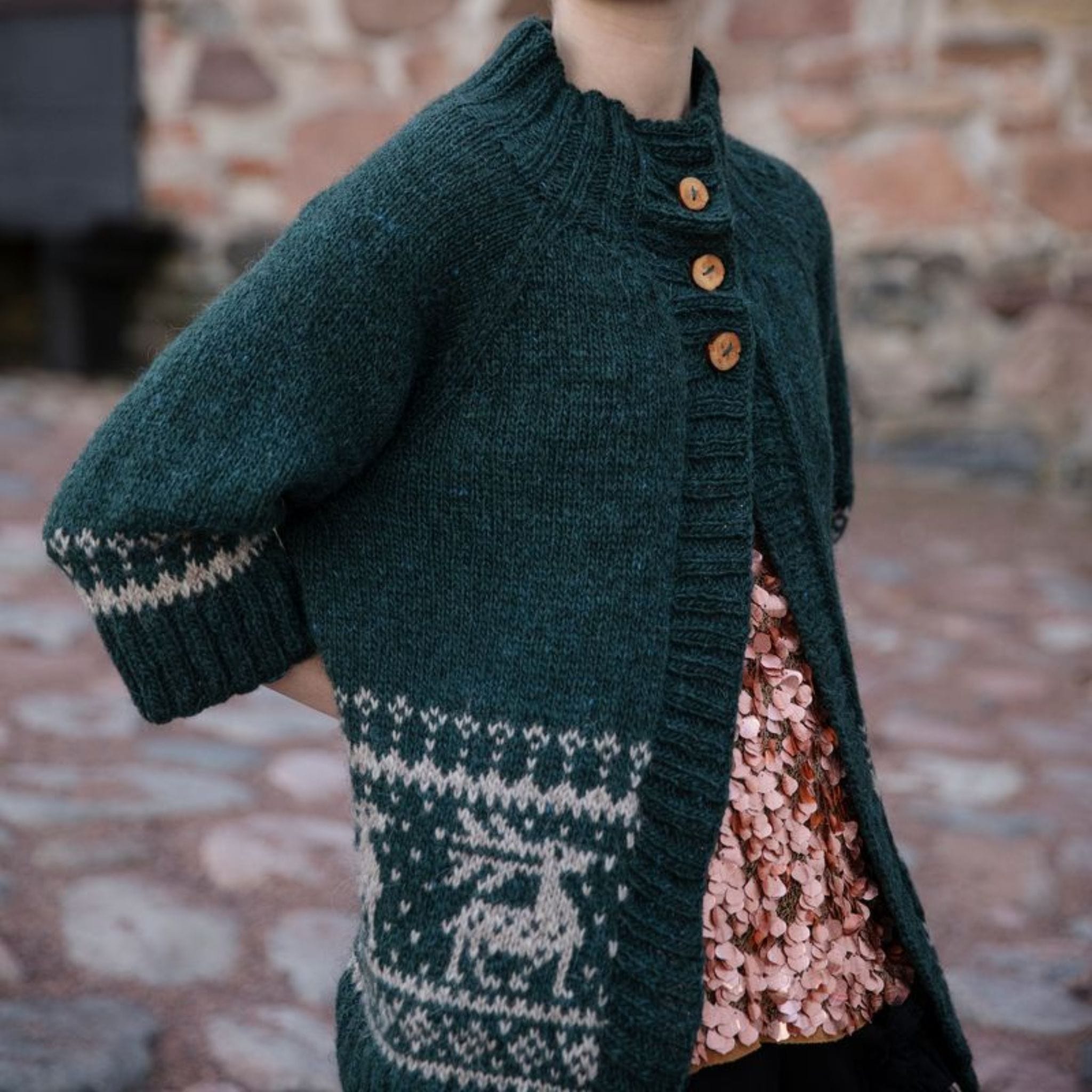 Hiiden Hirven Hiitho in Léttlopi from Knitted Kalevala II – The Woolly Thistle