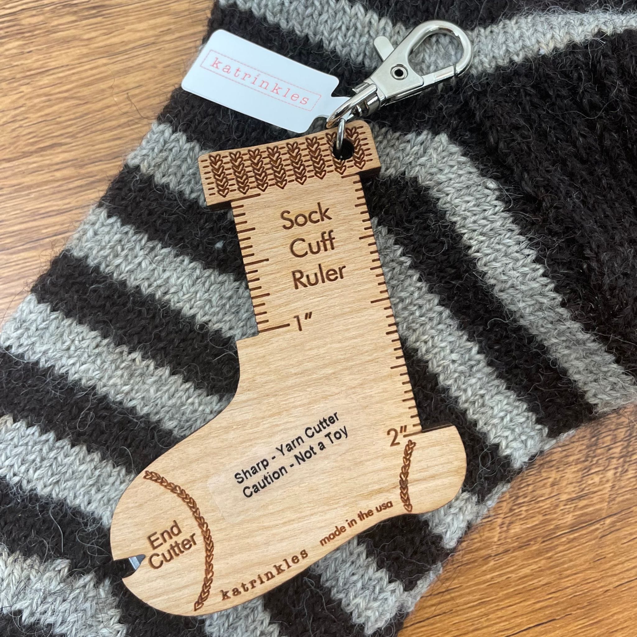 Sock Multi-Tool with Yarn Cutter – The Woolly Thistle