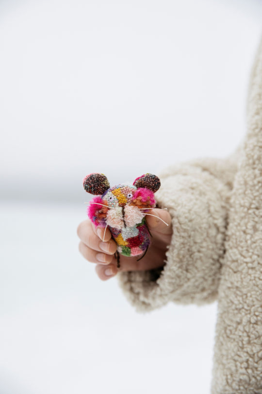 Tiny Friends: A Guide to Mosaic Embroidery by Tomomi Mimura – The Woolly Thistle