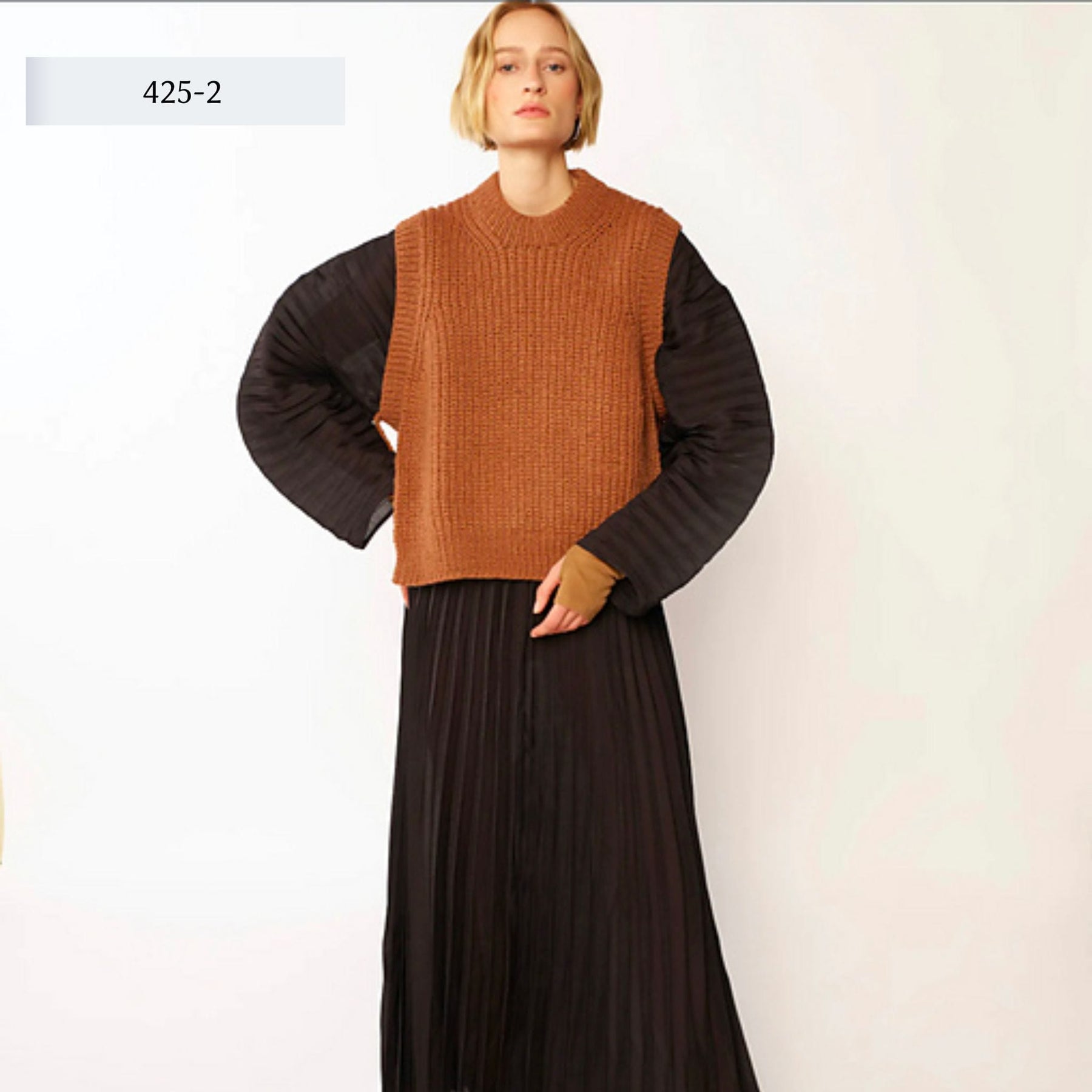 Rauma Pattern Book 425: Fivel Dame – The Woolly Thistle