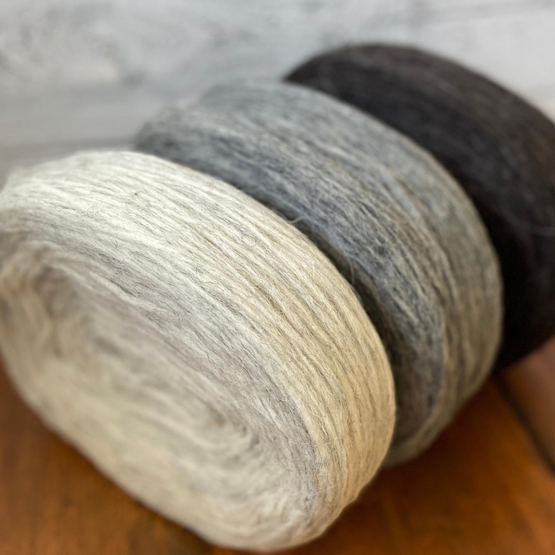 Plötulopi Unspun Wool – The Woolly Thistle